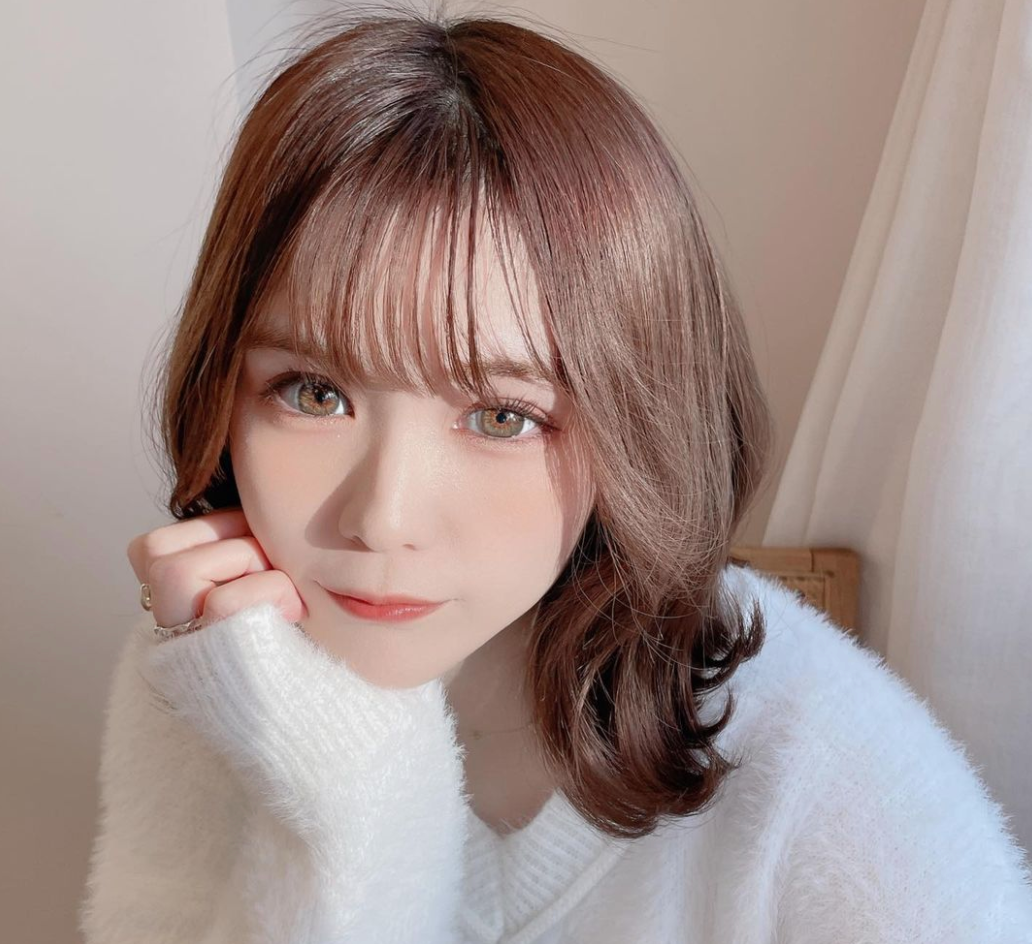 今こそ極めたい透明感メイク!30代のナチュラルメイクにも Meik